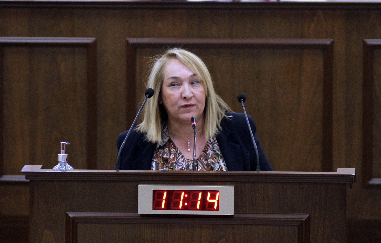 Besim: Çağdaş bir sağlık sistemi kurmak için yeterli insan kaynağı ve ...